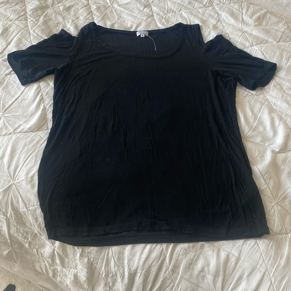 Splendid | Tops | Brand New Splendid Xl Black Top Open Arms | Poshmark